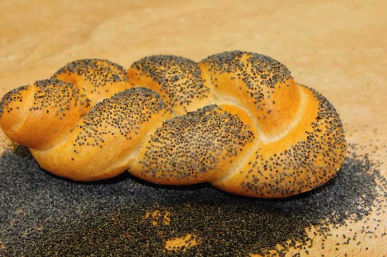 Mohnweckerl – Bäckerei Wagrain